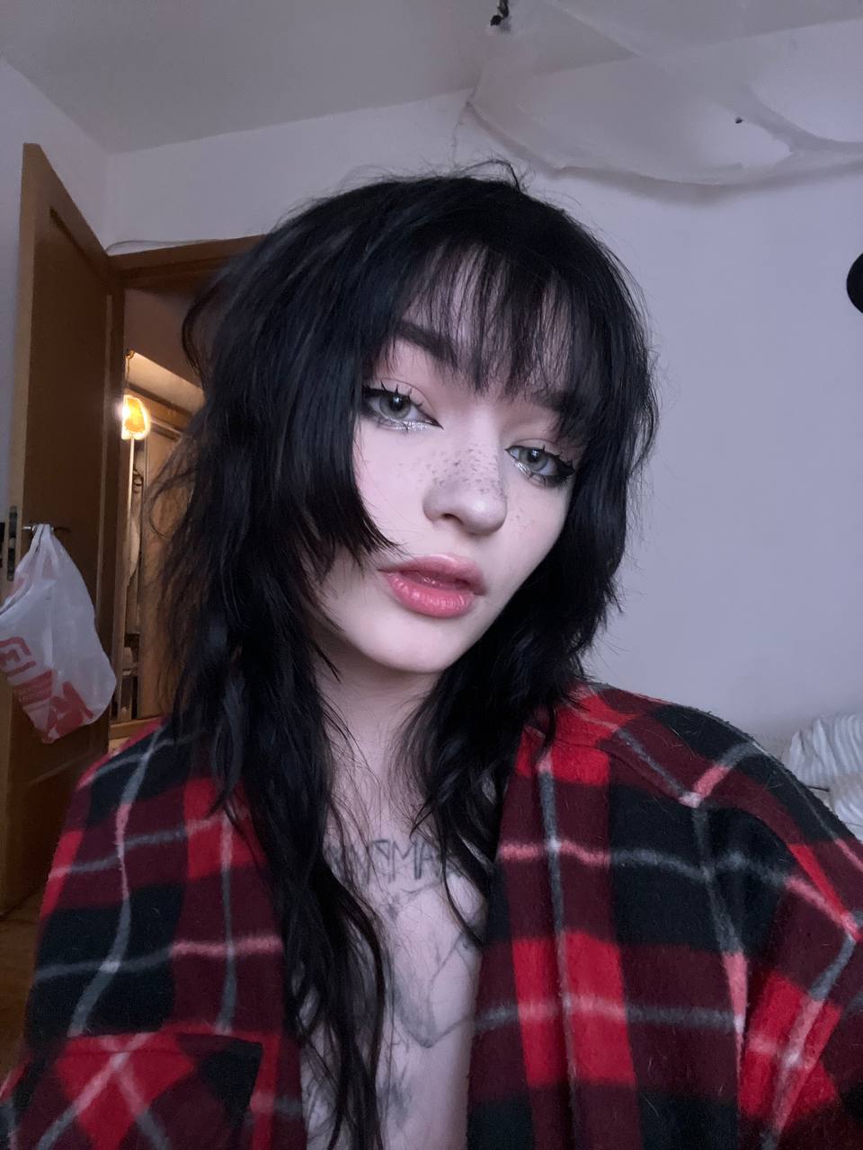 Post #1684 — yourpersonalwaifu | UPWAIFU (@upwaifu)